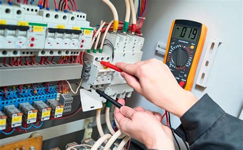 Viernes 13 de julio día del Electricista sin atención al público La