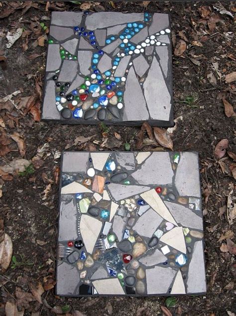 Magnificent Diy Mosaic Garden Path Decorations For Your Inspiration