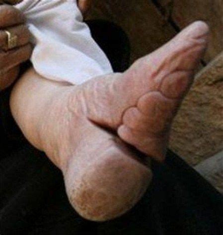 Chinese Feet Binding Cumception