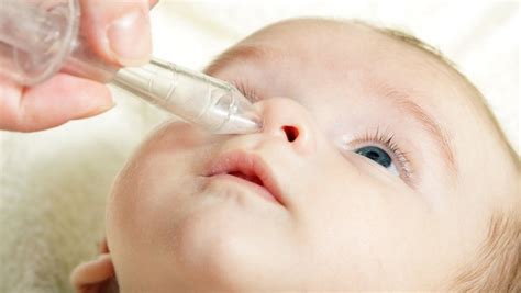 Bien nettoyer le nez de bébé lindependant fr