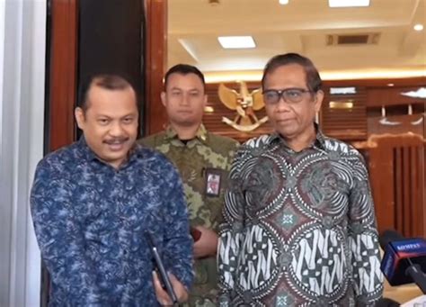 Mahfud MD BeberkanTujuan Pemerintah Terbitkan Perppu Cipta Kerja Deras