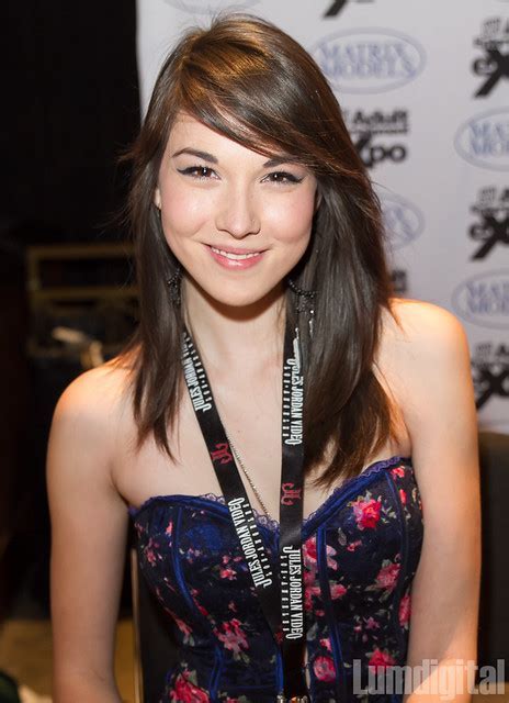All About Emily Grey Biography Age Height Figure And Net Worth Revealed Complete Profile