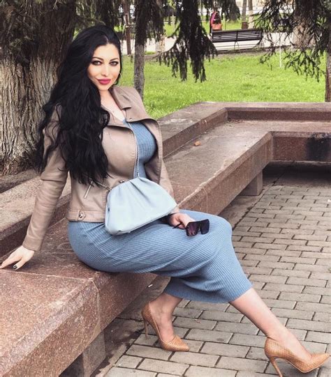 Pin On Curvy And Sexy