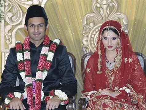 Shoaib Malik Second Marriage Update Sania Mirza Sana Javed शोएब मलिक की तीसरी शादी