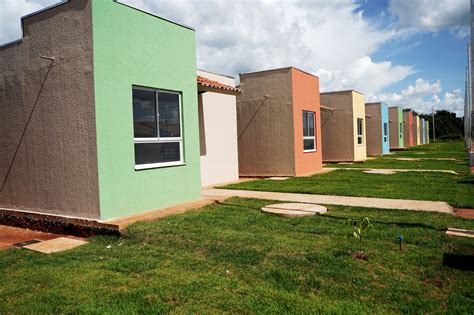 Programa de casas a custo zero abre inscrições em cinco municípios de