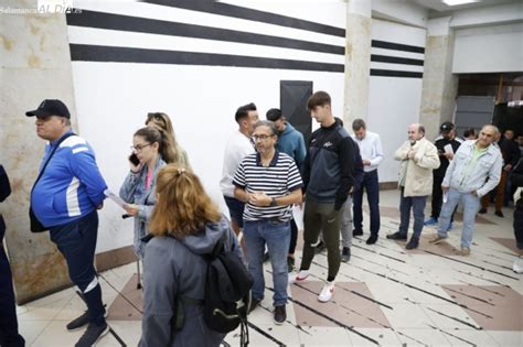 El Salamanca Uds Despacha Carnets En La Primera Jornada De La