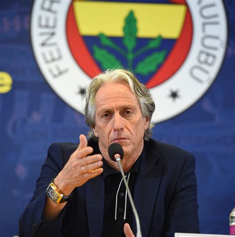 Fenerbahçe nin yeni teknik adamı Jorge Jesus un teknik ekibi netlik kazandı