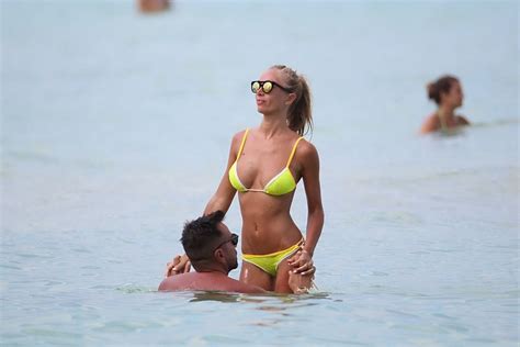 Laura Cremaschi Sexy Topless 16 Photos TheFappening