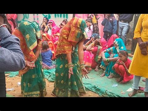 गर गर भभ ज क दखए दहत लडक और सल क खबसरत स भर डस