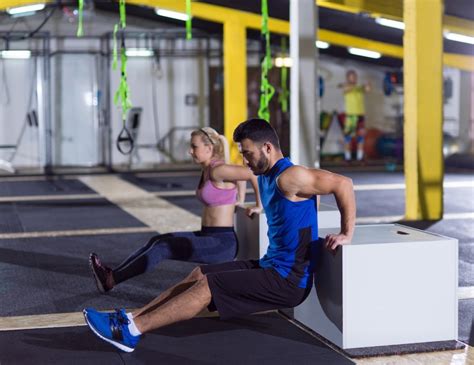 Zirkeltraining richtig aufbauen und durchführen OPTIMALEFITNESS