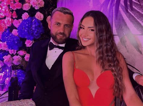FOTOT Luiz Ejlli takon prindërit e Kiara Titos në Itali Këngëtari