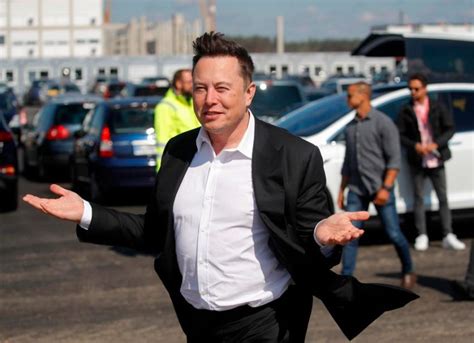 Elon Musk Jual Saham Tesla Senilai Rp56 2 Triliun