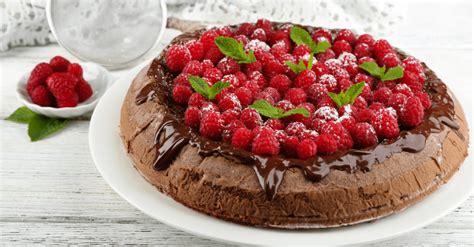 20 Flourless Cakes For Every Occasion Insanely Good