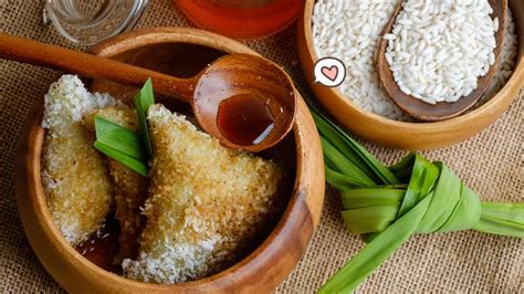 5 Resep Kue Lupis Kudapan Manis Bertabur Kelapa Khas Jawa Orami