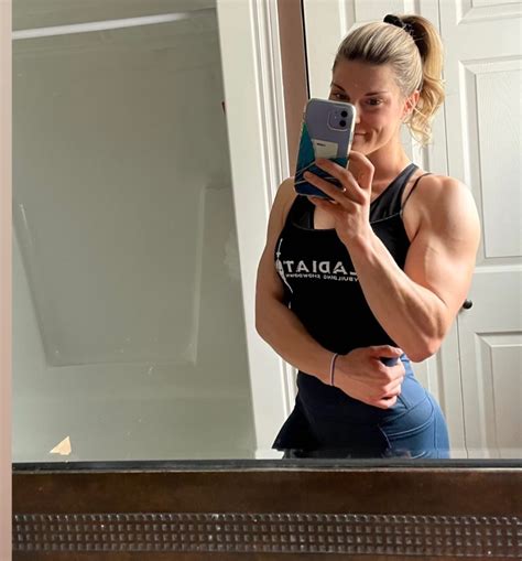 Do Any Guys On Here Have Wives Girlfriends That Are Muscular