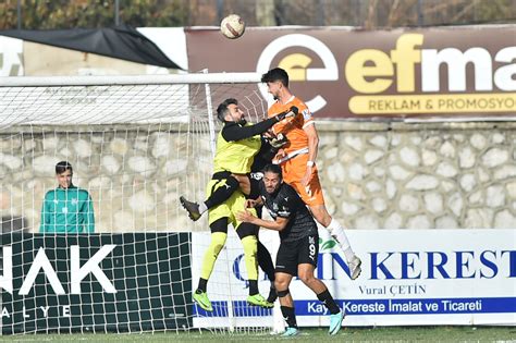 3 Lig deki Bursa ekibi harikalar yaratıyor İlk kez mücadele ettiği
