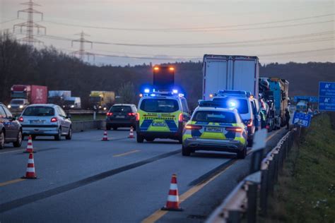 Unfall A7 Heute Gestern Aktuelle Unfallmeldungen Von Der A7 TAG24