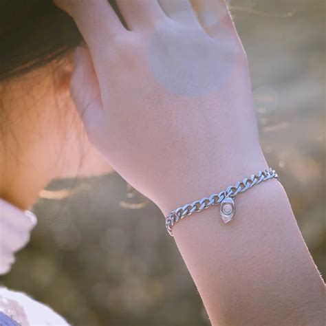 Pulseras para parejas en lima Wattaca Perú