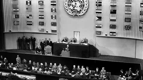 El 19 de diciembre de 1948 los 58 miembros de la Organización de las