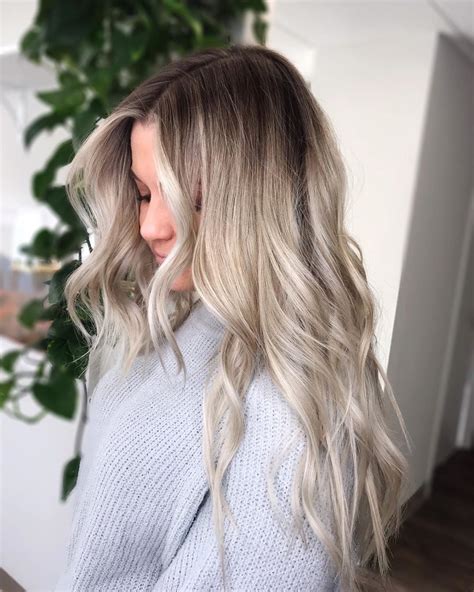 Dark Roots Ash Blonde Hair Outlet Head Hesge Ch