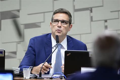 Líderes de nove partidos pedem investigação contra Campos Neto no Senado