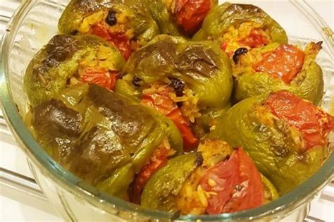 Fırında Zeytinyağlı Biber Dolması Tarifi Nasıl Yapılır Yemek