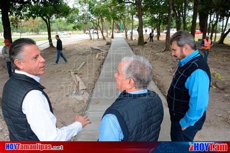Hoy Tamaulipas Supervisa Chucho Nader Construccion Del Paso Peatonal