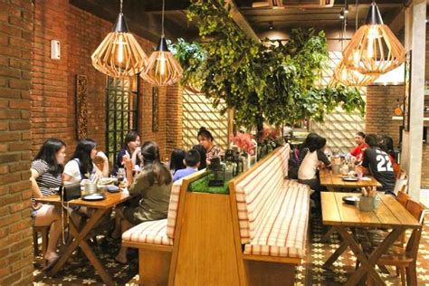 Rekomendasi Cafe Di Makassar Yang Pas Untuk Nongkrong Info Area