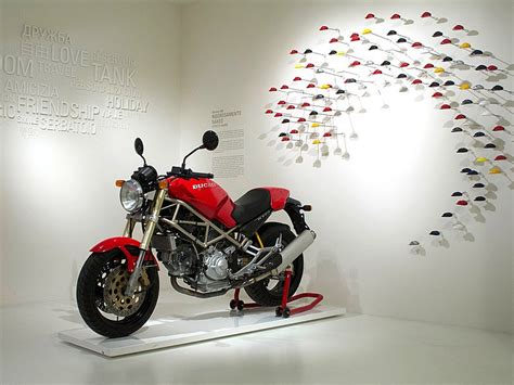 Ducati Celebra El 25 Aniversario De La Monster