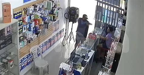 Delincuentes Asaltan Tienda De Celular Diario Ahora