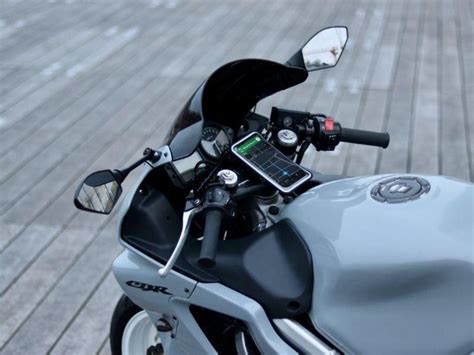 Tipos de soporte móvil para viajar en moto Moto1Pro