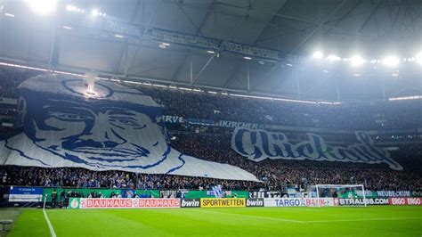 Schalke Dreht Das Pokal Achtelfinale Gegen Hertha Viertelfinale