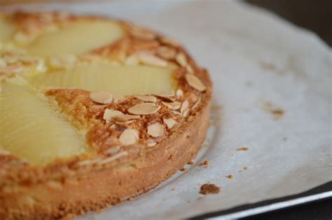 Tarte amandine aux poires ou tarte Bourdaloue sans gluten Sunny Délices
