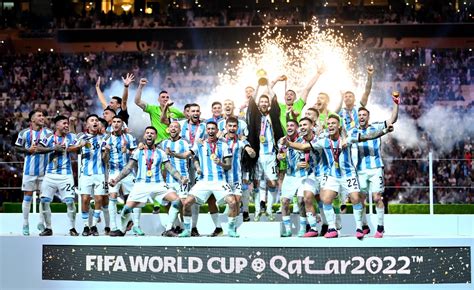 Argentina es campeón del mundo y muchos famosos internacionales se