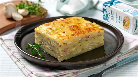 Cartofi La Cuptor Cu Smantana Si Bacon Video JamilaCuisine