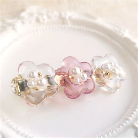 レジン自作オリジナルモールドで作るぷっくりフラワーのヘアクリップ 987 UVレジンレジンアクセサリーの作り方