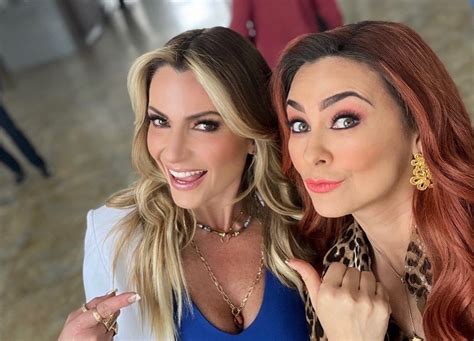 Sexys Tv Mx On Twitter Martha Julia Y Aracely Ar Mbula Https T Co