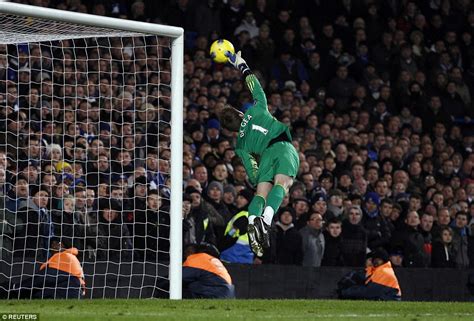 David De Gea Was Once A Skinny Striker But Now He Is Manchester United