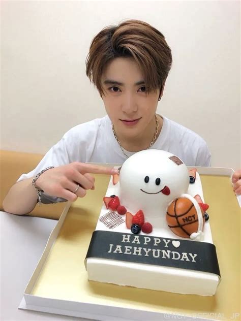 Hy Babe On Twitter Rt Hourlyjaeh Yunowhosedayitis Happyjaehyunday