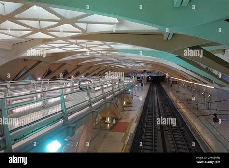 Spanien Valencia U Bahn Station Alameda Von Santiago Calatrava