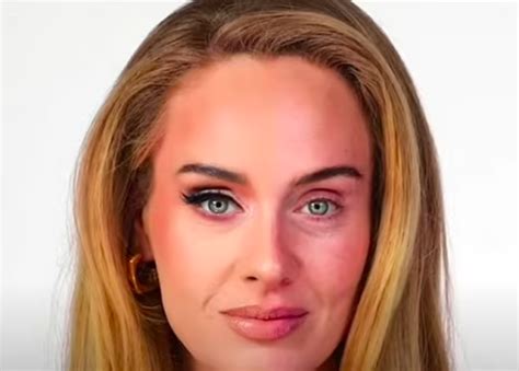 Adele Goes Make Up Free In Beauty Video