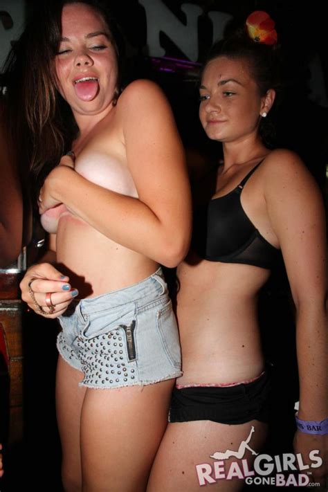 Real Girls Gone Bad Bar Crawl