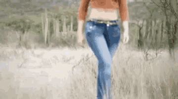 Woman Walking Woman Walking Sexy Discover Share GIFs