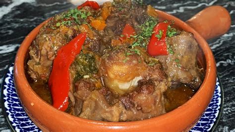 RABO DE TORO AL VINO TINTO BULLS TAIL IN RED WINE YouTube