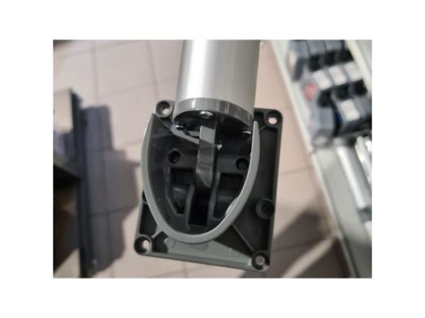 Noga podporowa składana stołu przyczepy 675 mm