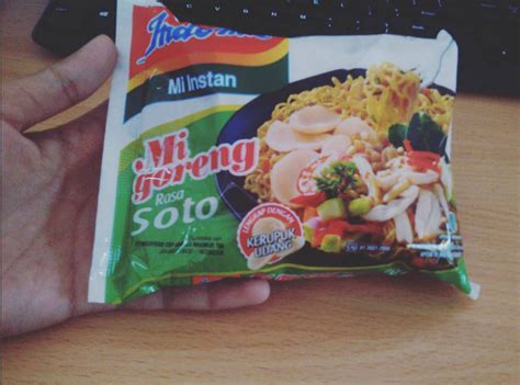 Review Indomie Mie Goreng Soto Hana Hime Chan