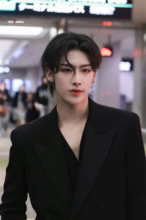 Ricky Zb1 Zerobaseone Fansite Black Hair Casuale
