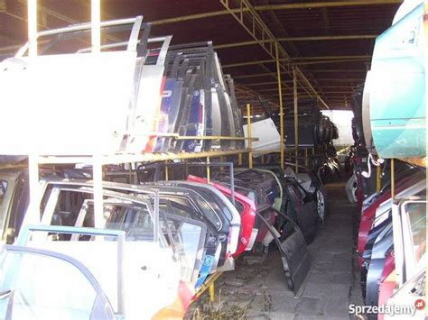 NISSAN MICRA 3D DRZWI PRAWE PRZÓD 1995 1999 k11 Wrocław Sprzedajemy pl