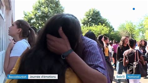 Résultats du Bac une journée riche en émotions pour les candidats