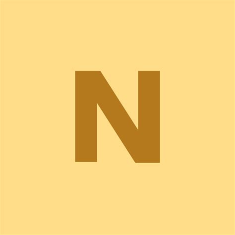 Noelleeastonofficial